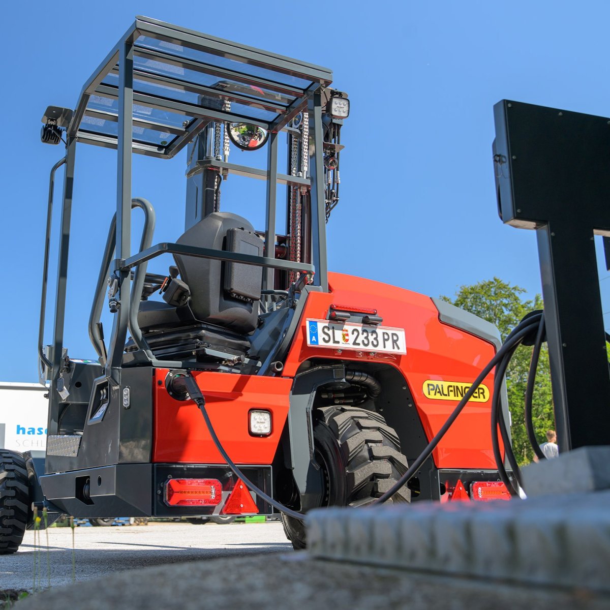 Palfinger FLS electric - Medbringertruck - Nordmas.dk